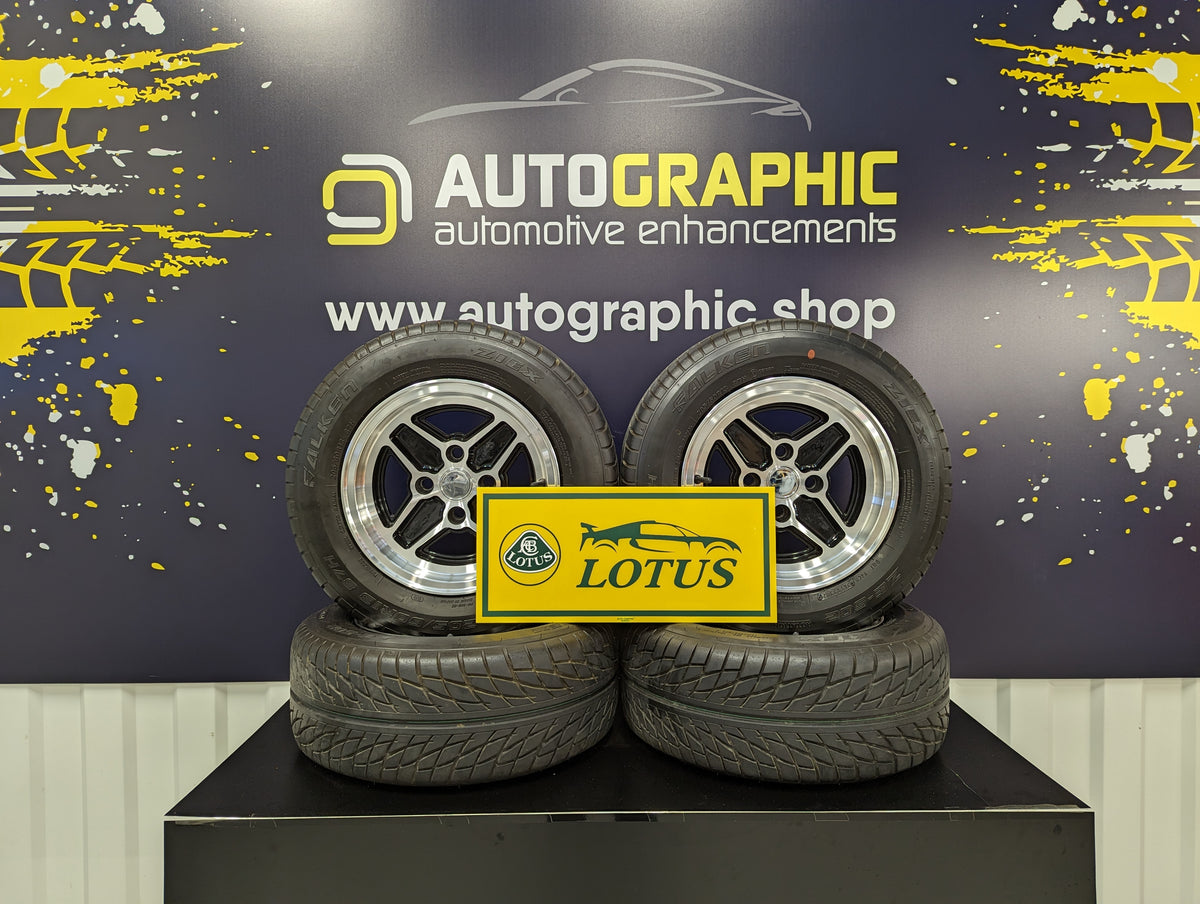 LOTUS Small - Car Brand Signs - Auto Graphic